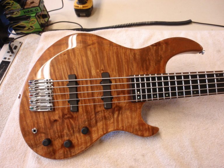 Custom Gallery - Artinger Guitars